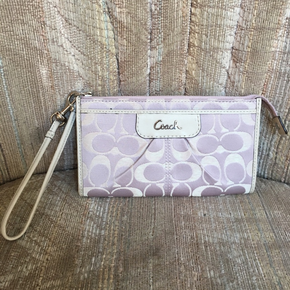 Coach Signature Lavender Wallet/Wristlet - Gem